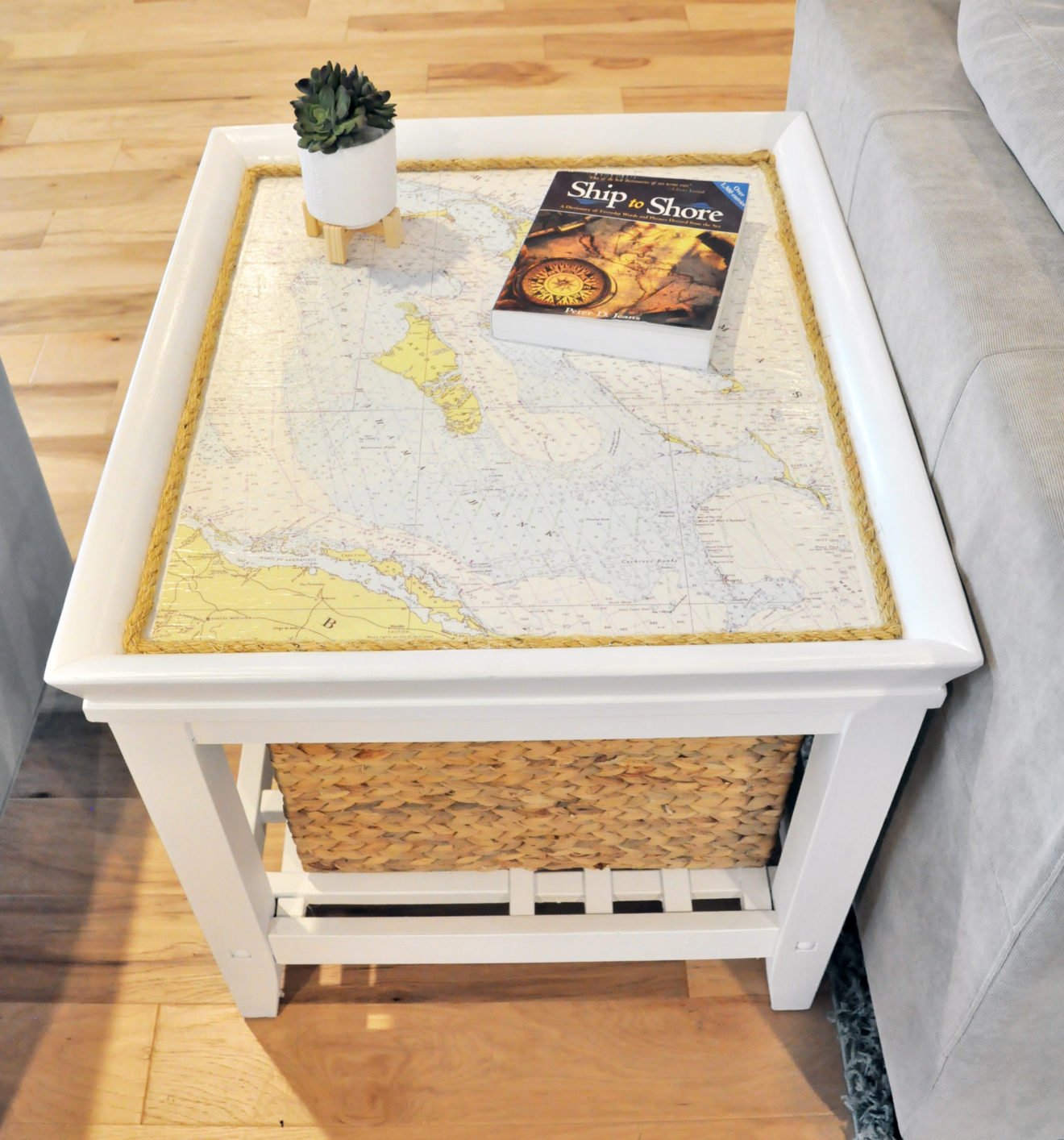 End Table Coastal Makeover - the House house